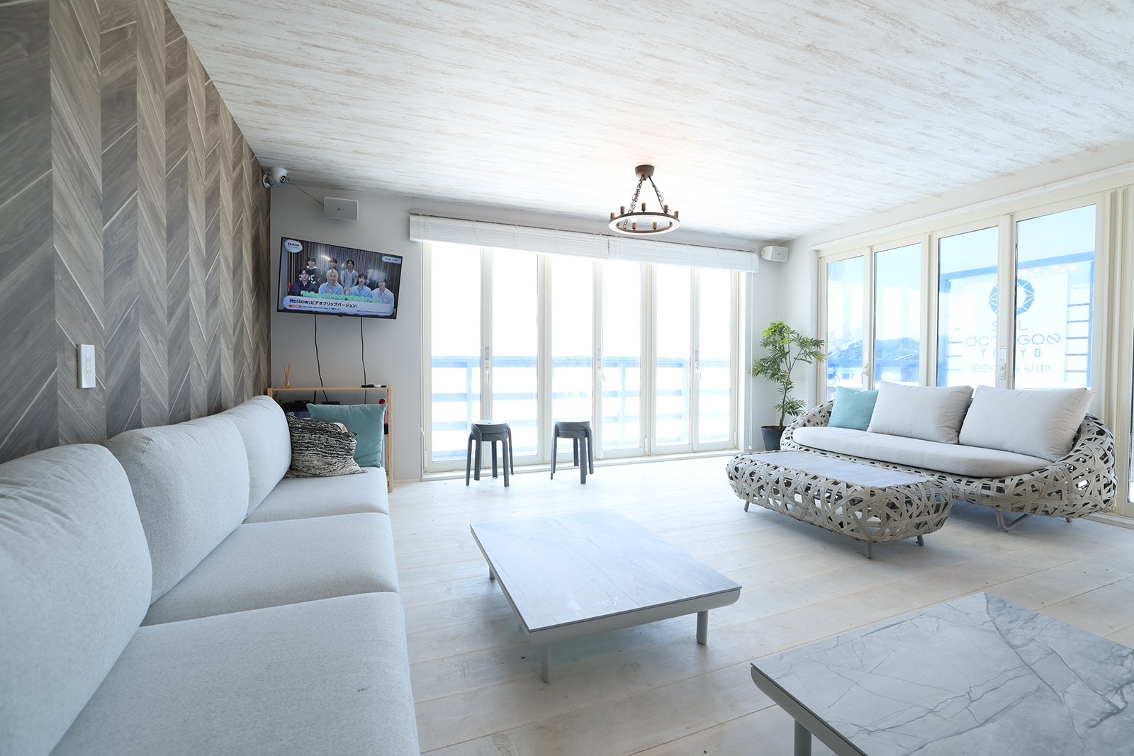 【avex beach paradise】夏本番！涼しくビーチが一望できるVVIP個室は、まさに天国！ | コラム | エイベックス・ポータル