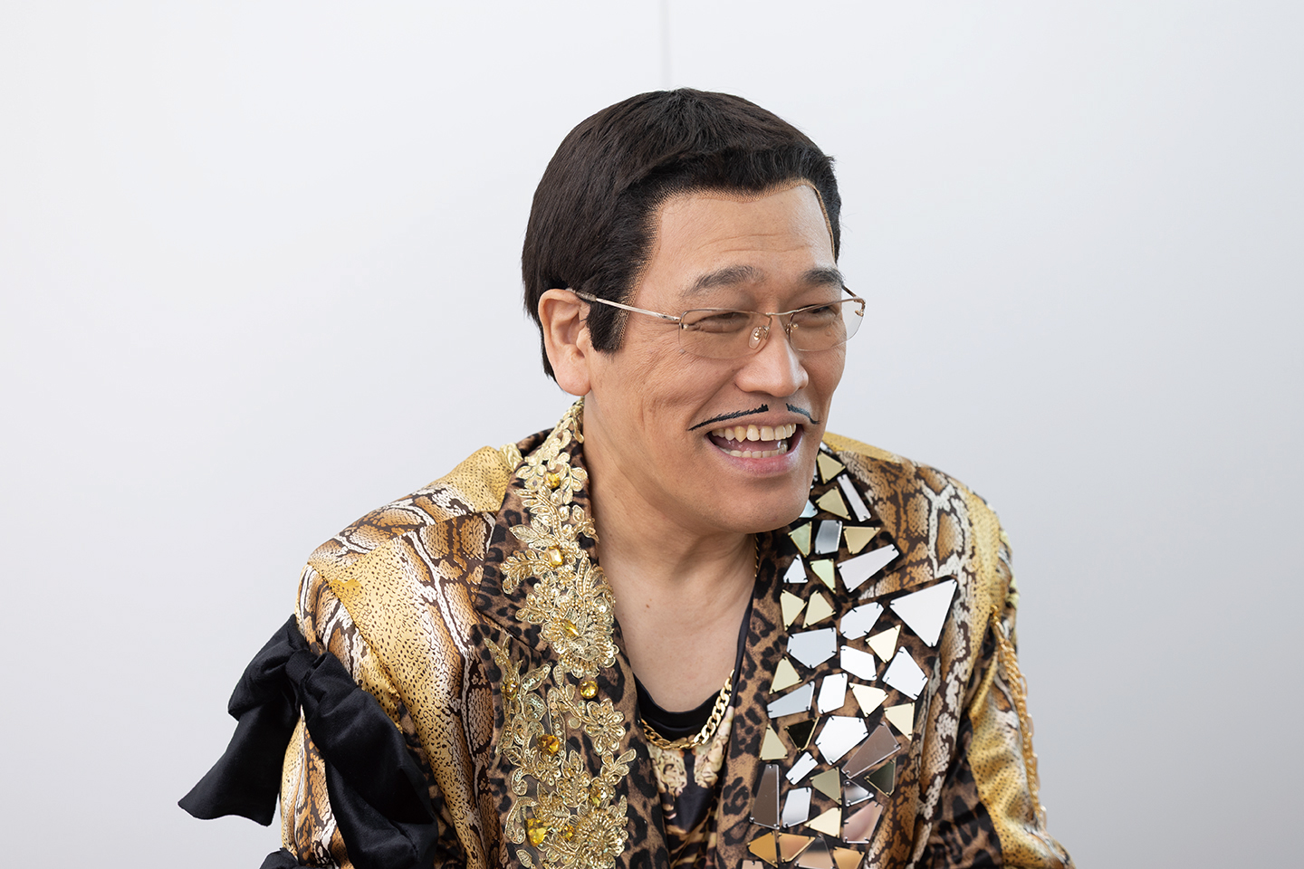 【ピコ太郎】「PPAP」10周年！エイベックスじゃなかったら10年は持たなかったピコ | コラム | エイベックス・ポータル